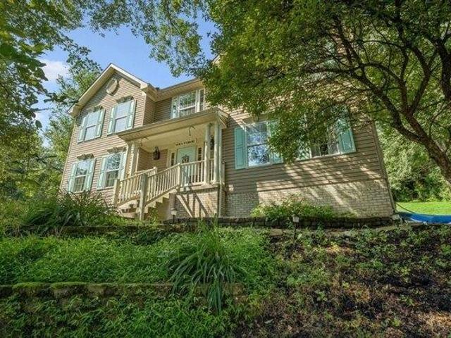 4 bedroom, New Kensington PA 15068 104906973
