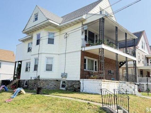 4 bedroom, New London CT 06320 104760002