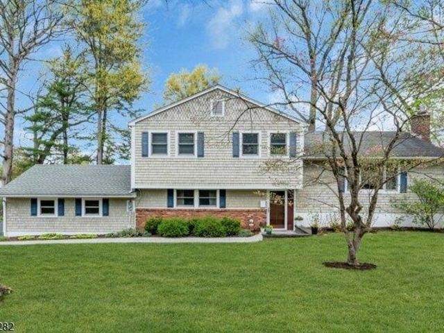 4 bedroom, New Providence NJ 07974 LS101706097