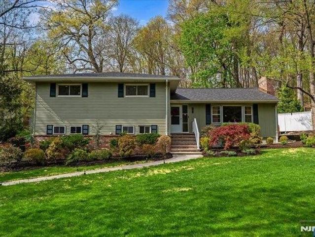 4 bedroom, New Providence NJ 07974 LS101798769