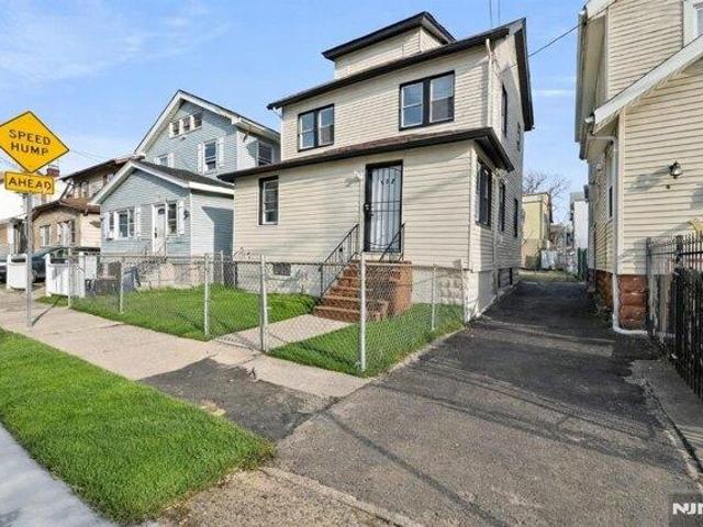 4 bedroom, Newark NJ 07106 LS102779962
