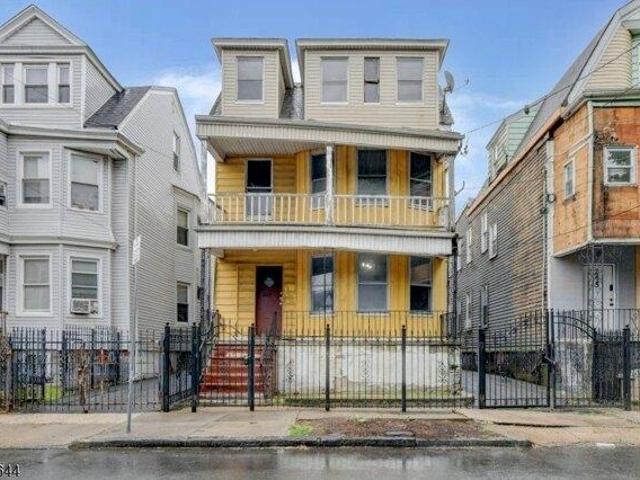 4 bedroom, Newark NJ 07107 102584504