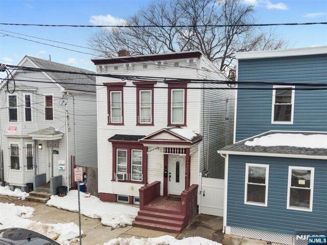 4 bedroom, Newark NJ 07103 101750929