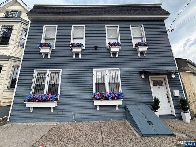 4 bedroom, Newark NJ 07103 104376116