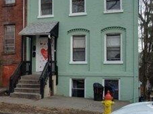 4 bedroom, Newburgh NY 12550 103621184