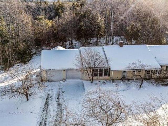 4 bedroom, Newbury NH 03255 88267565