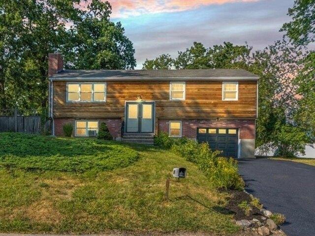 4 bedroom, Newburyport MA 01950 105040412