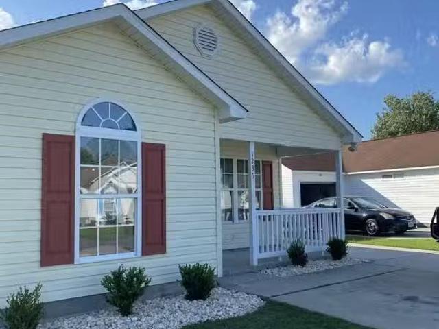 4 Bedroom Newly Remodeled Home 1236 Pollen Loop