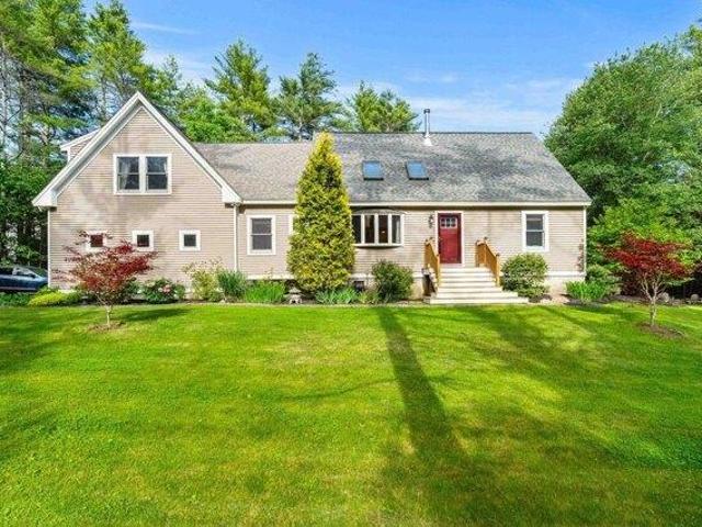 4 bedroom, Newmarket NH 03857 103851455
