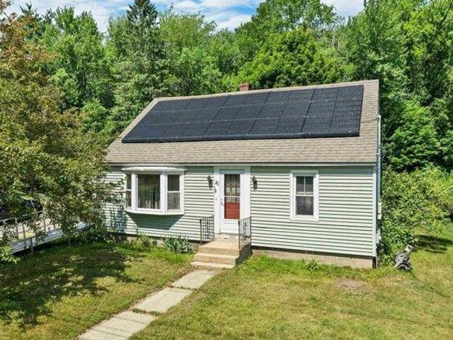 4 bedroom, Newmarket NH 03857 104717137