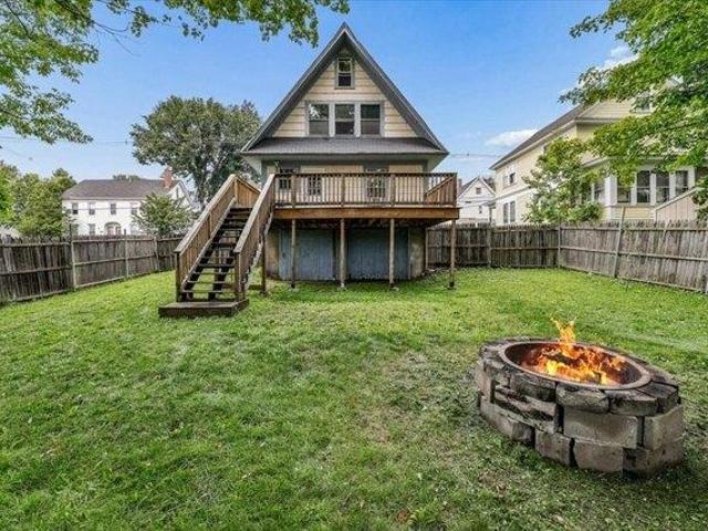 4 bedroom, Newport NH 03773 105175949