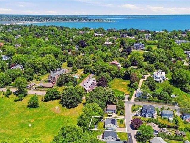 4 bedroom, Newport RI 02840 104852162