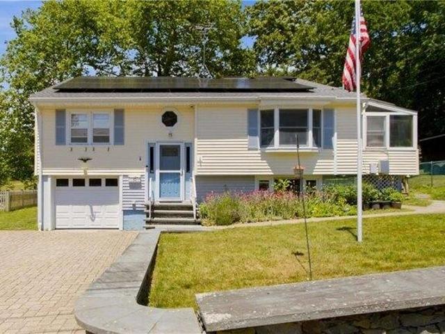 4 bedroom, Newport RI 02840 105141230