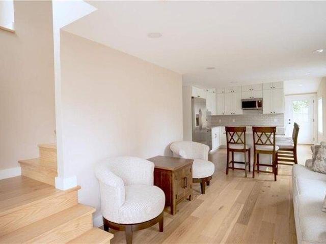 4 bedroom, Newport RI 02840 105142300