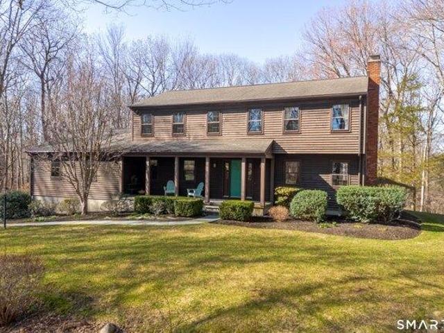 4 bedroom, Newtown CT 06470 102444029