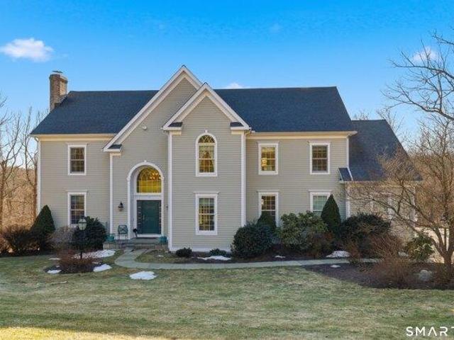 4 bedroom, Newtown CT 06470 102063812