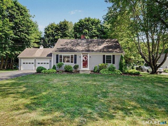 4 bedroom, Newtown CT 06470 103928614