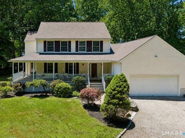 4 bedroom, Newtown CT 06470 103929509