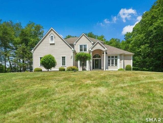 4 bedroom, Newtown CT 06470 104811452