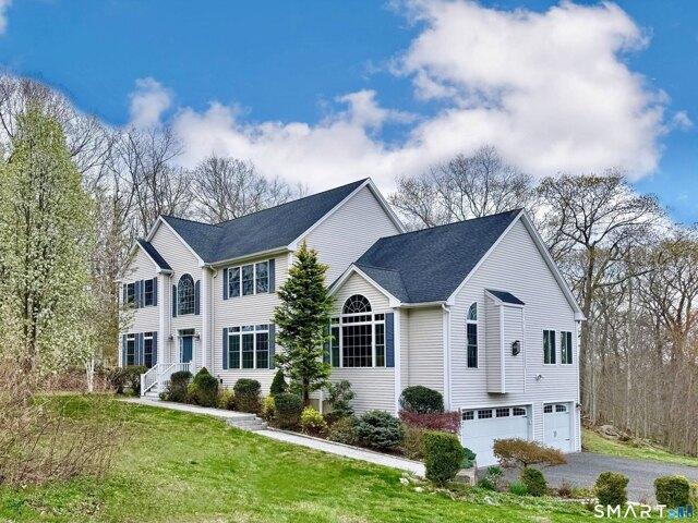 4 bedroom, Newtown CT 06482 104811637