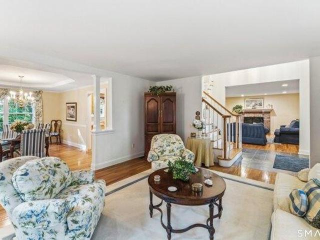 4 bedroom, Newtown CT 06482 105112762