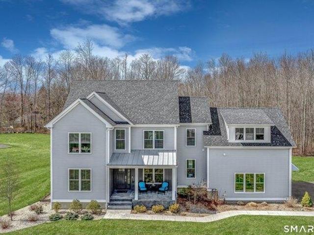 4 bedroom, Newtown CT 06482 LS102312618