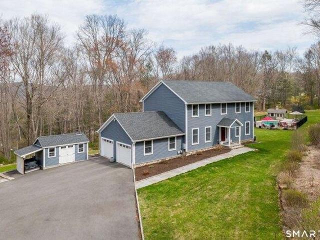 4 bedroom, Newtown CT 06482 LS102825532