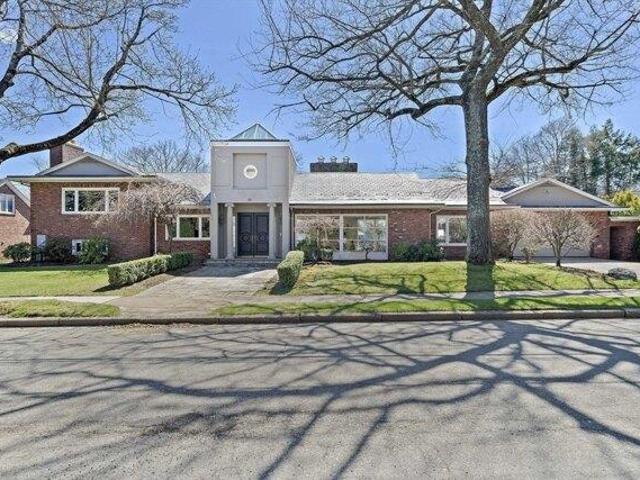 4 bedroom, Newton MA 02458 103219975