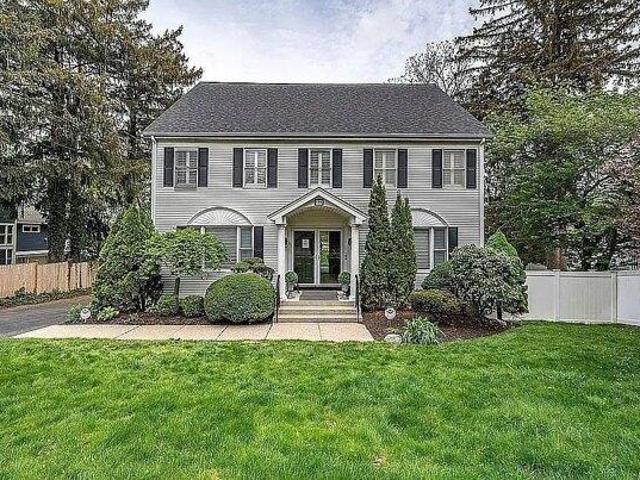 4 bedroom, Newton MA 02459 LS102959664