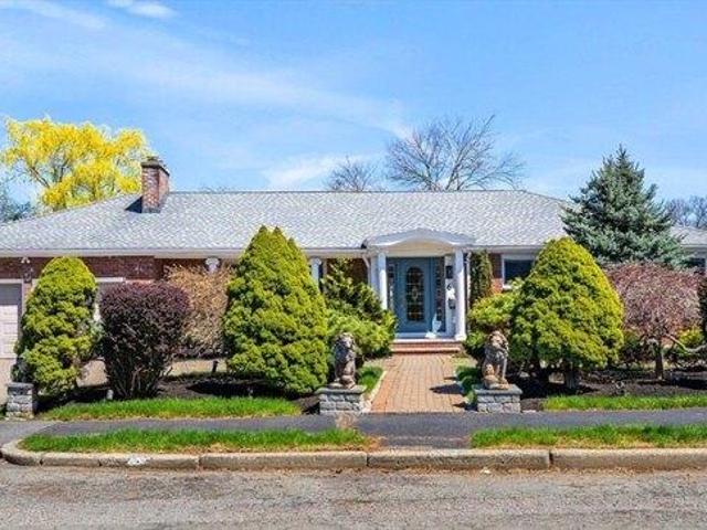 4 bedroom, Newton MA 02459 LS102961139