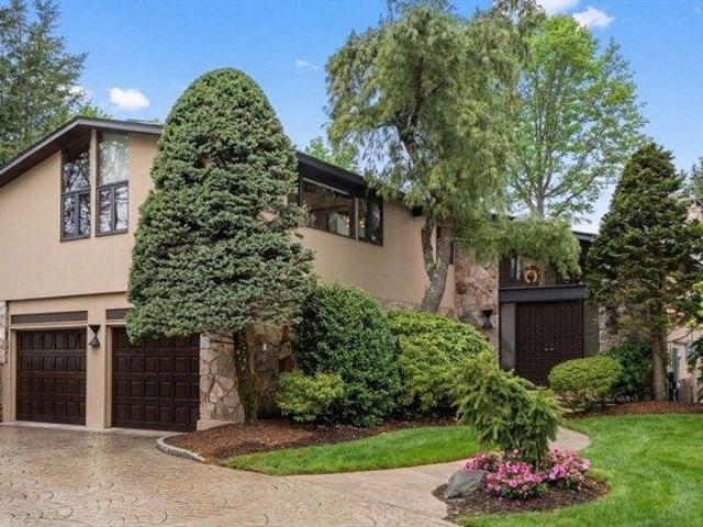 4 bedroom, Newton MA 02459 102063540