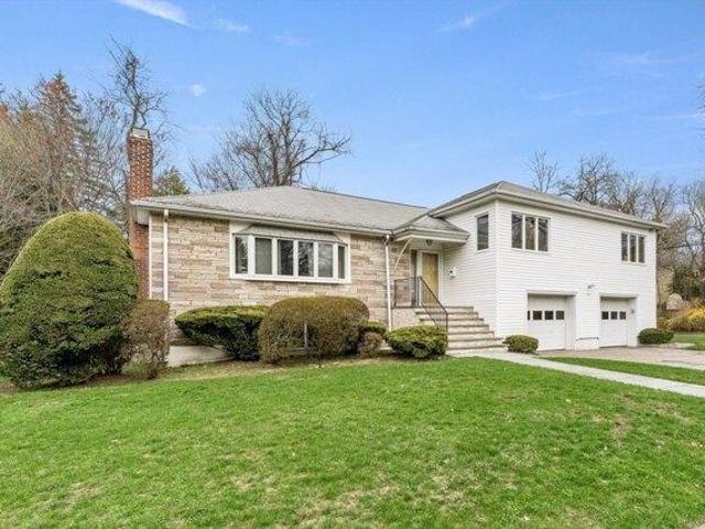 4 bedroom, Newton MA 02459 103069887