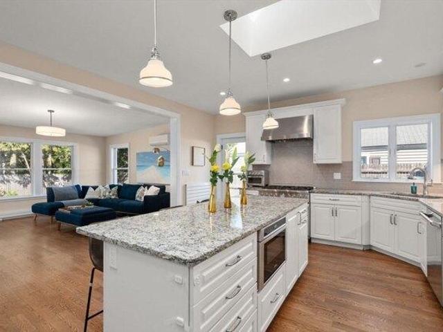 4 bedroom, Newton MA 02459 103495884