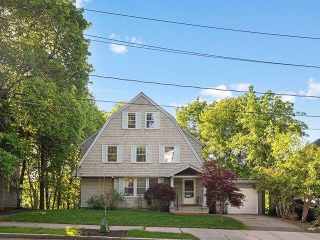 4 bedroom, Newton MA 02459 104010789