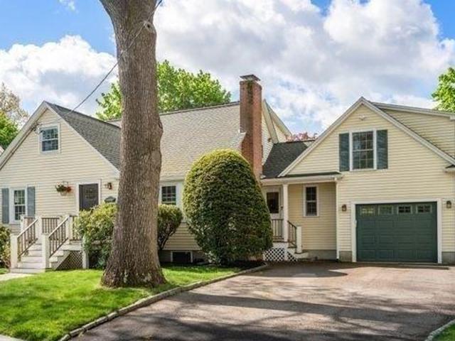 4 bedroom, Newton MA 02465 LS103037978