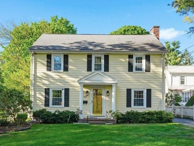 4 bedroom, Newton MA 02466 104831045