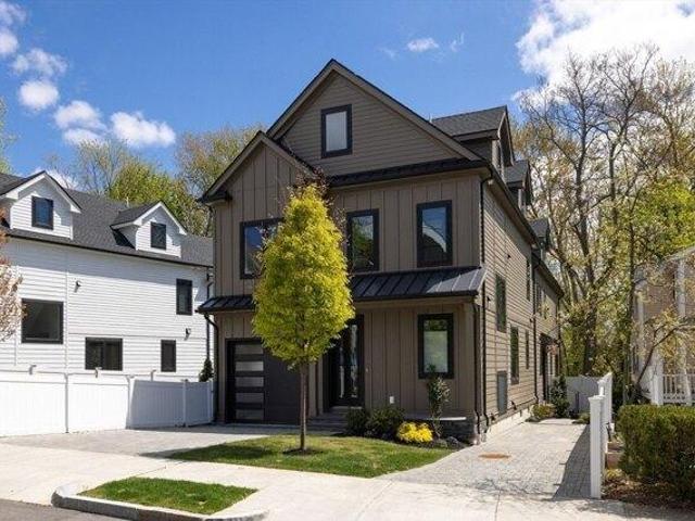 4 bedroom, Newton MA 02460 LS103035653