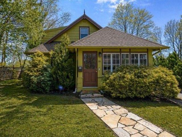 4 bedroom, Newton MA 02460 103125041
