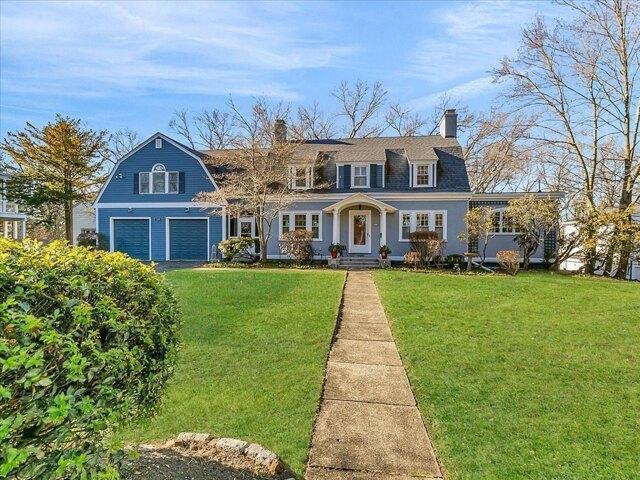 4 bedroom, Newton MA 02461 102669013