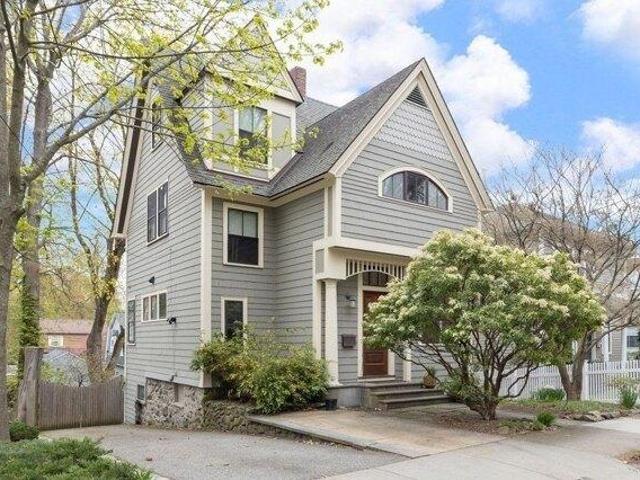 4 bedroom, Newton MA 02461 103035598