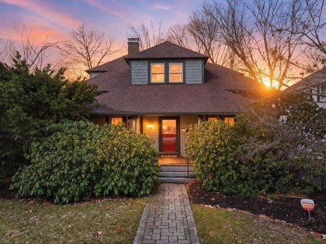 4 bedroom, Needham MA 02492 102369864