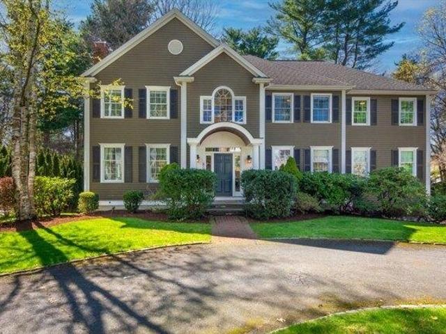 4 bedroom, Needham MA 02492 LS102776527