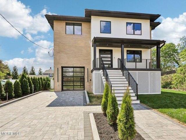 4 bedroom, Nutley NJ 07110 102216108
