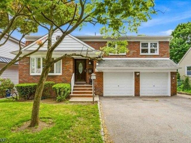 4 bedroom, Nutley NJ 07110 102346772