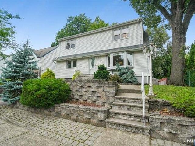 4 bedroom, Nutley NJ 07110 104478001