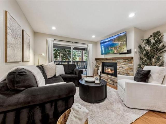 4 bedroom, NV NV 102399989