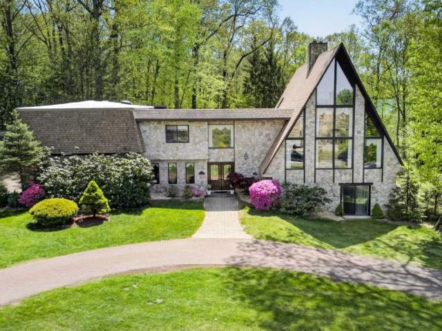 4 bedroom, NY NY 102204415