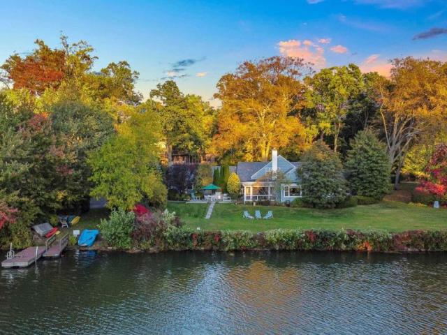 4 bedroom, NY NY 102244711