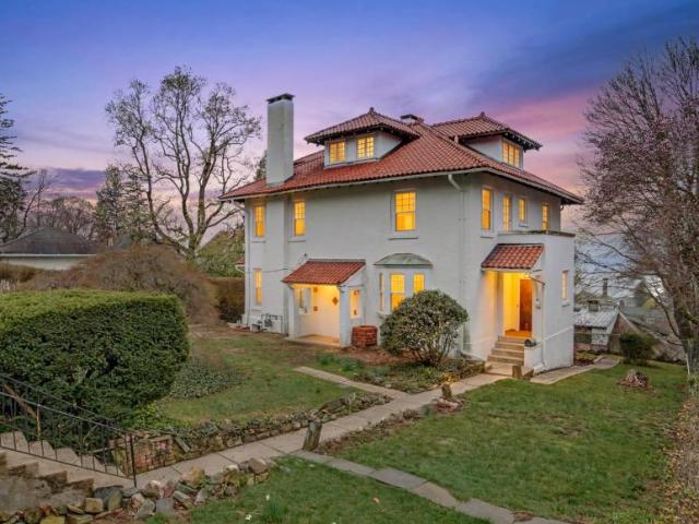 4 bedroom, NY NY 102245030