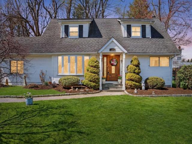 4 bedroom, NY NY 102399976